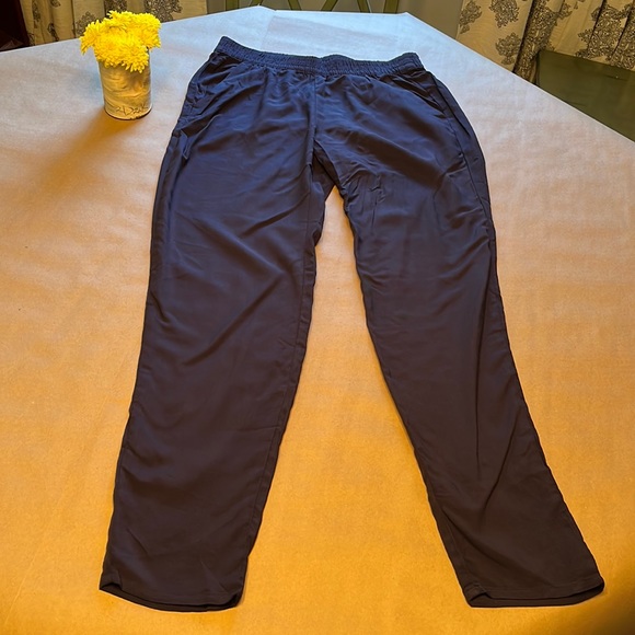 H&M | Pants & Jumpsuits | 2 Nwt H M Divided Lightweight Pants Size 4 Navy Blue | Poshmark